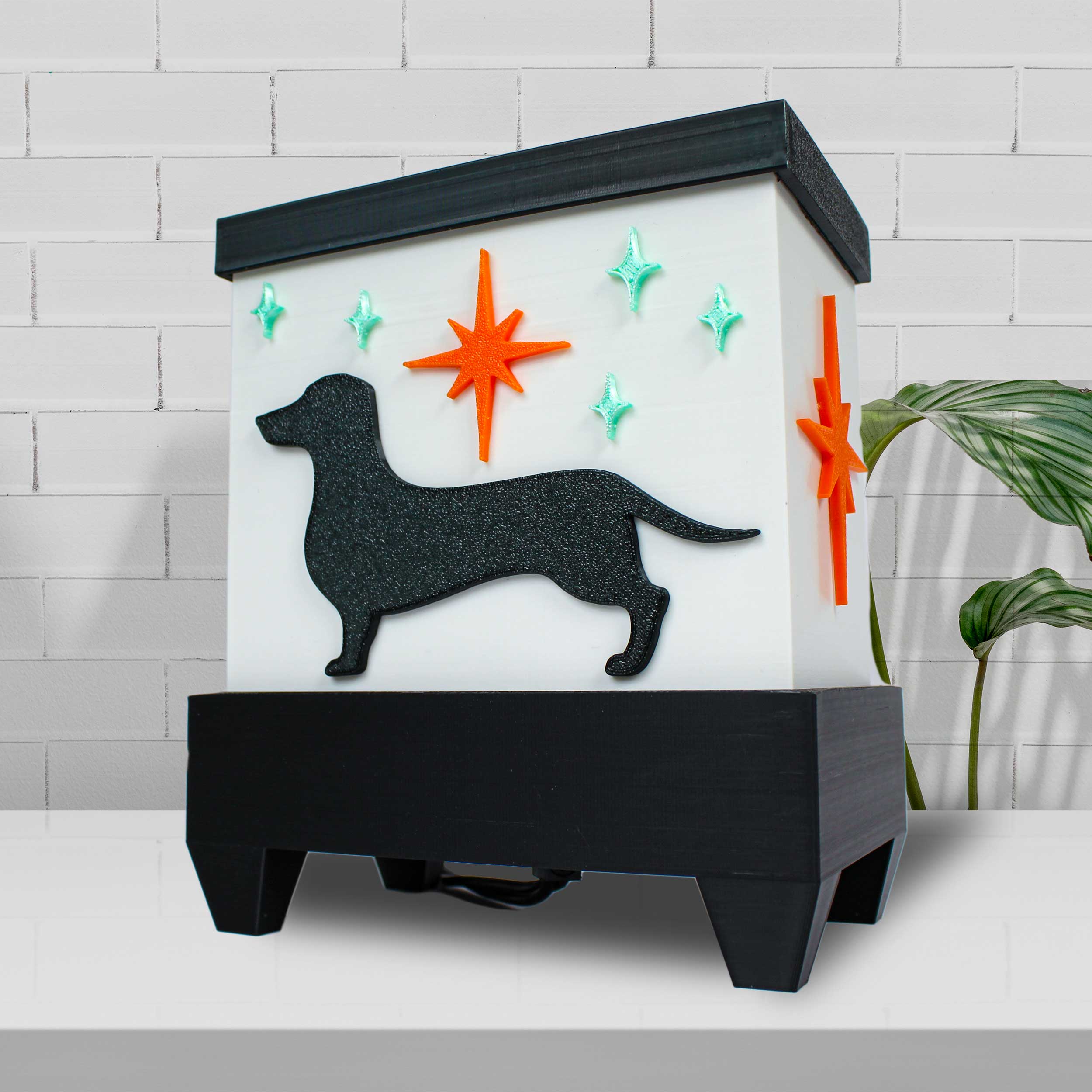Atomic Dachshund Lamp – Retro Layers